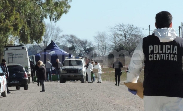 Policía Científica ya trabaja en el lugar del macabro hallazgo | Infoeme